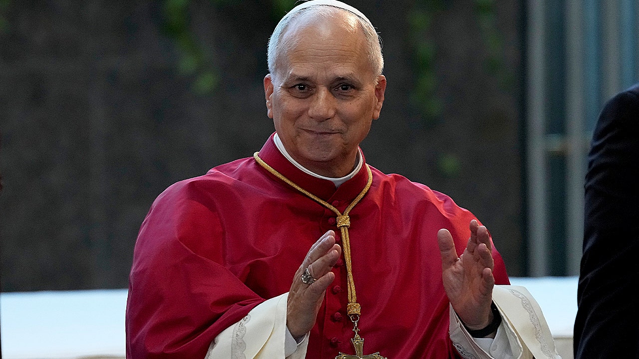 Pope Leo urges dialogue over military action after failed Maduro, Trump call