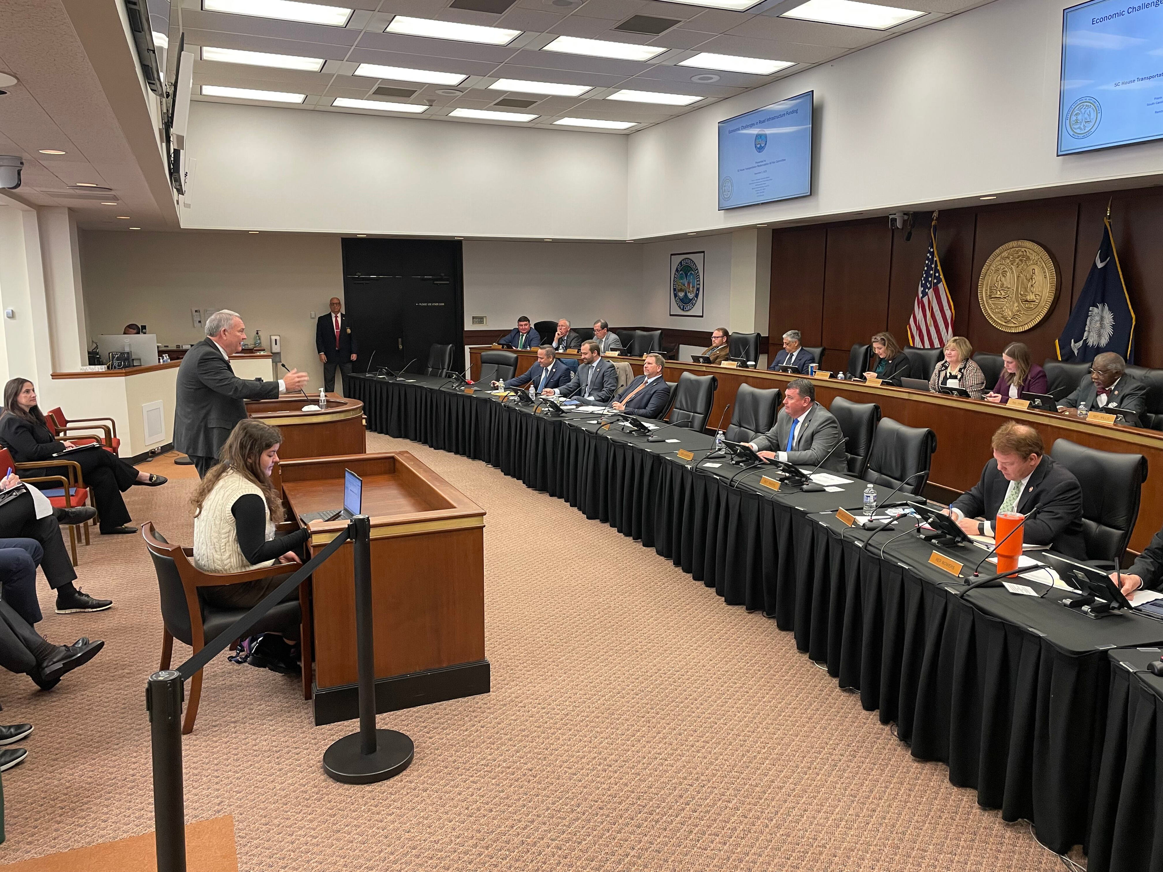 Lawmakers weigh new ideas to improve SC roads, pay for it