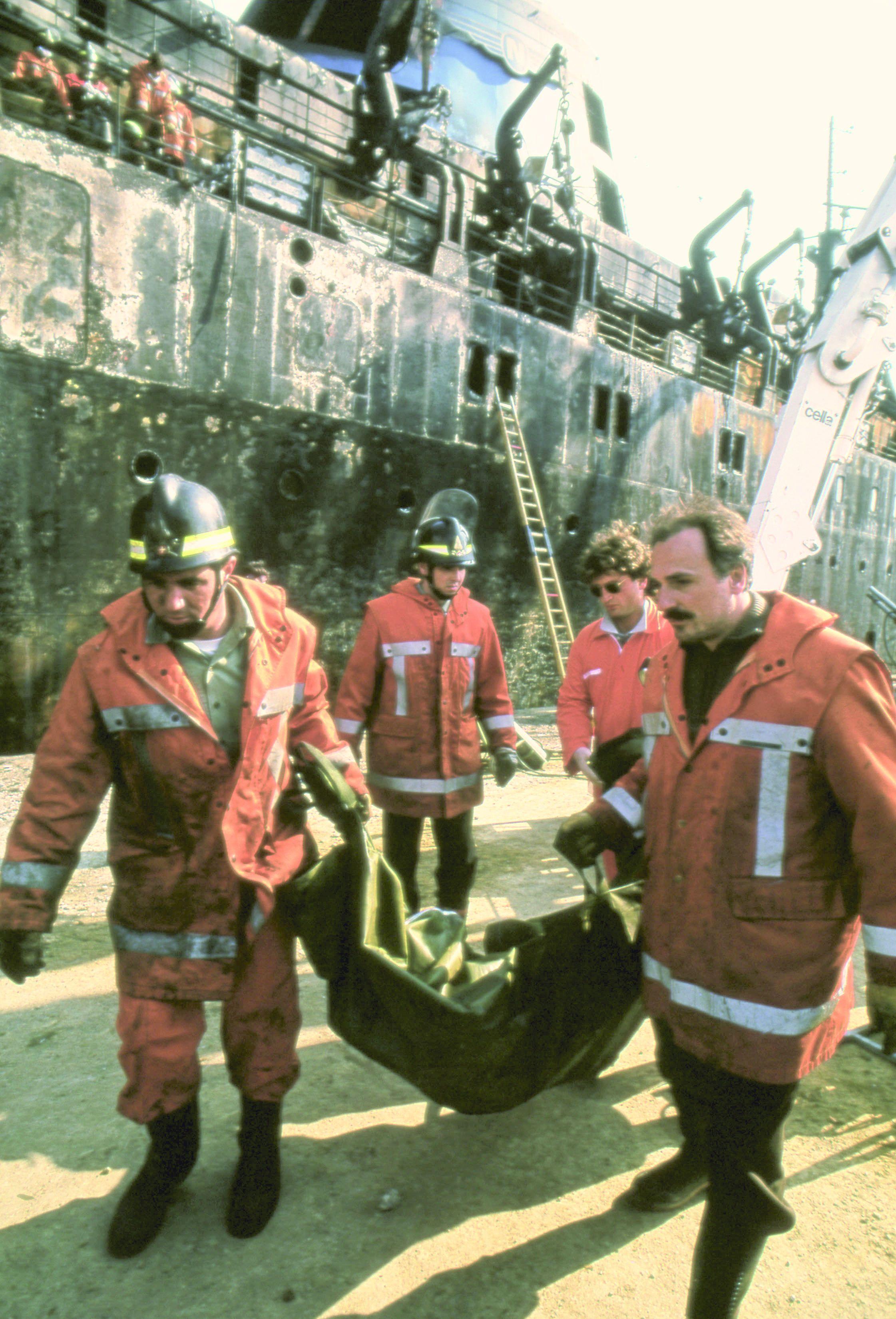 Commissione Moby Prince: “Il cambio di rotta forse per interferenza di ...