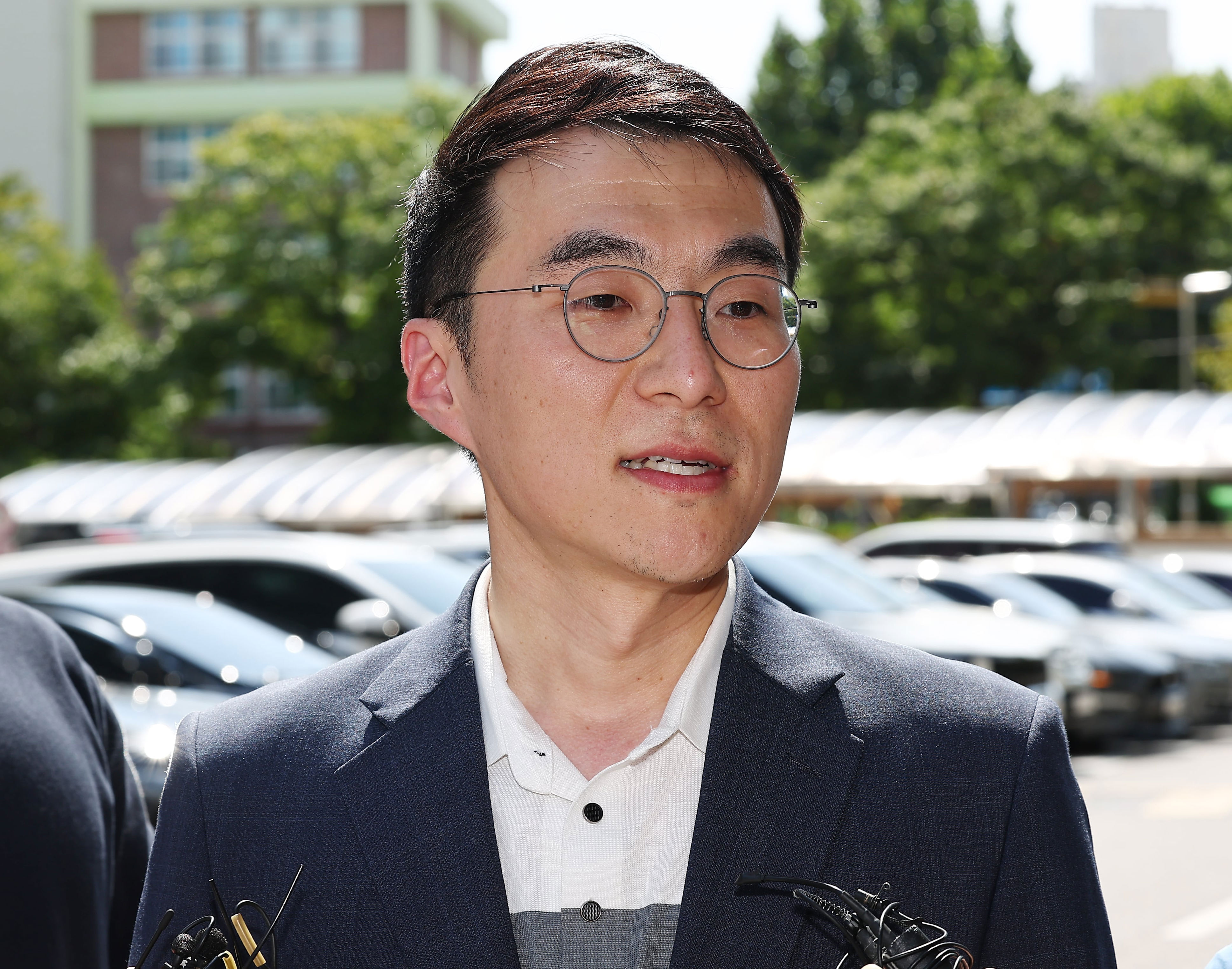 Presidential Office Secretary Kim Nam-kuk's Informal Personnel Response