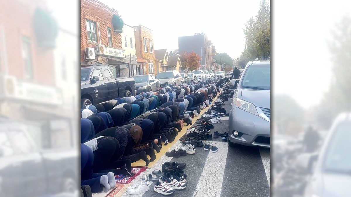 Video shows Muslims praying on Brooklyn street at 5 a.m.