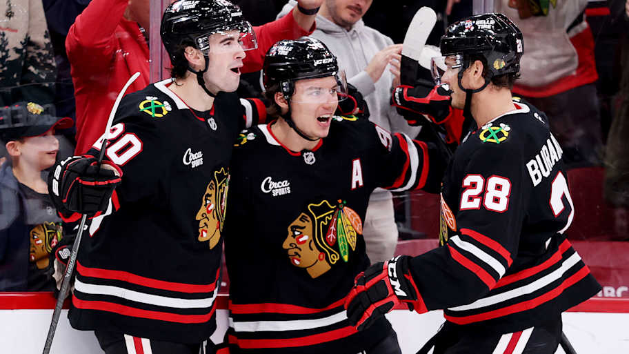This third-period stat proves the Blackhawks are dangerous until the buzzer