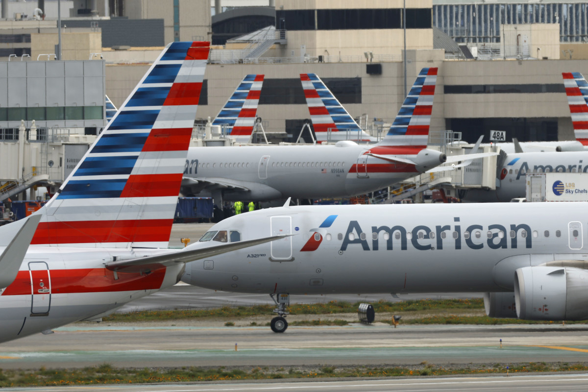 American Airlines raises checked bag fees for certain passengers