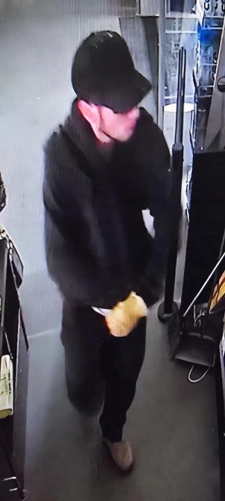 Webster County Sheriff searching for dangerous robbery suspect