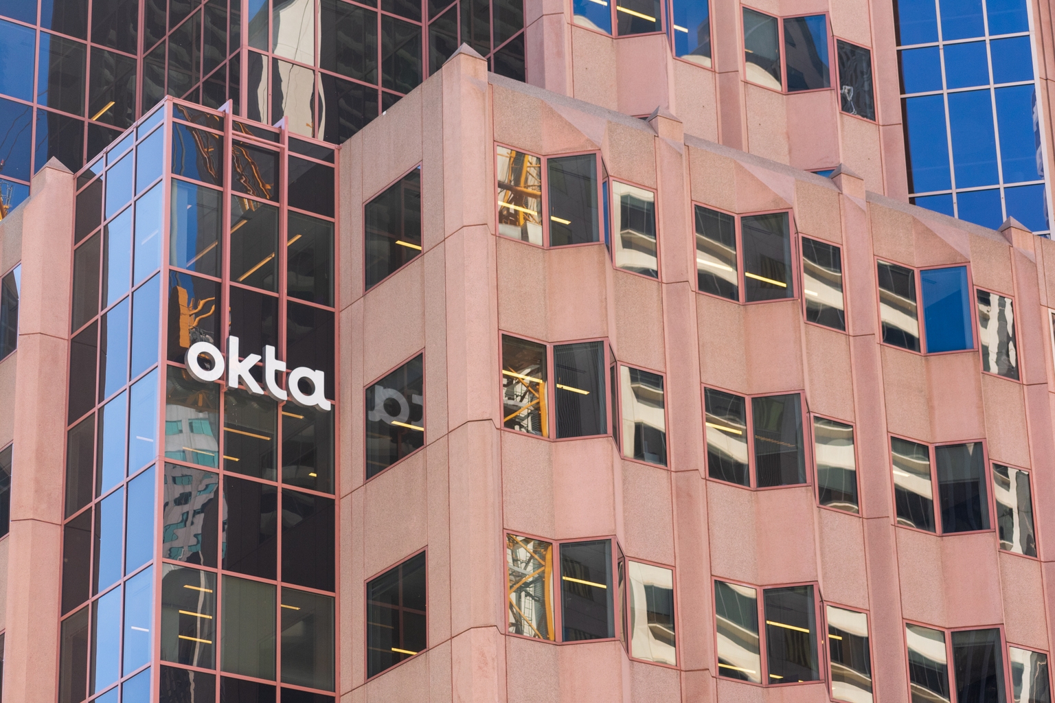 Okta ups outlook as rise of AI agents drives up identity management demand