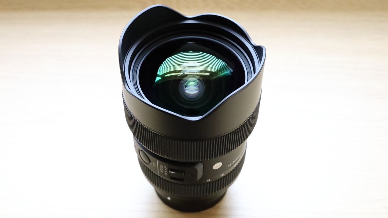 Who will launch the world's fastest ultra-wide zoom first?