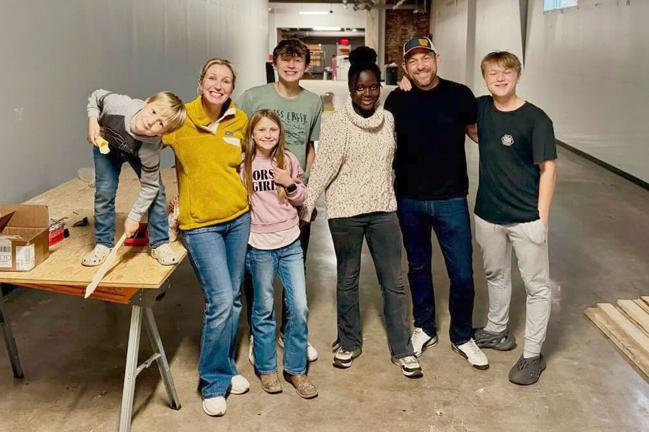 Dave and Jenny Marrs' 5 Kids: All About the “Fixer to Fabulous” Stars ...