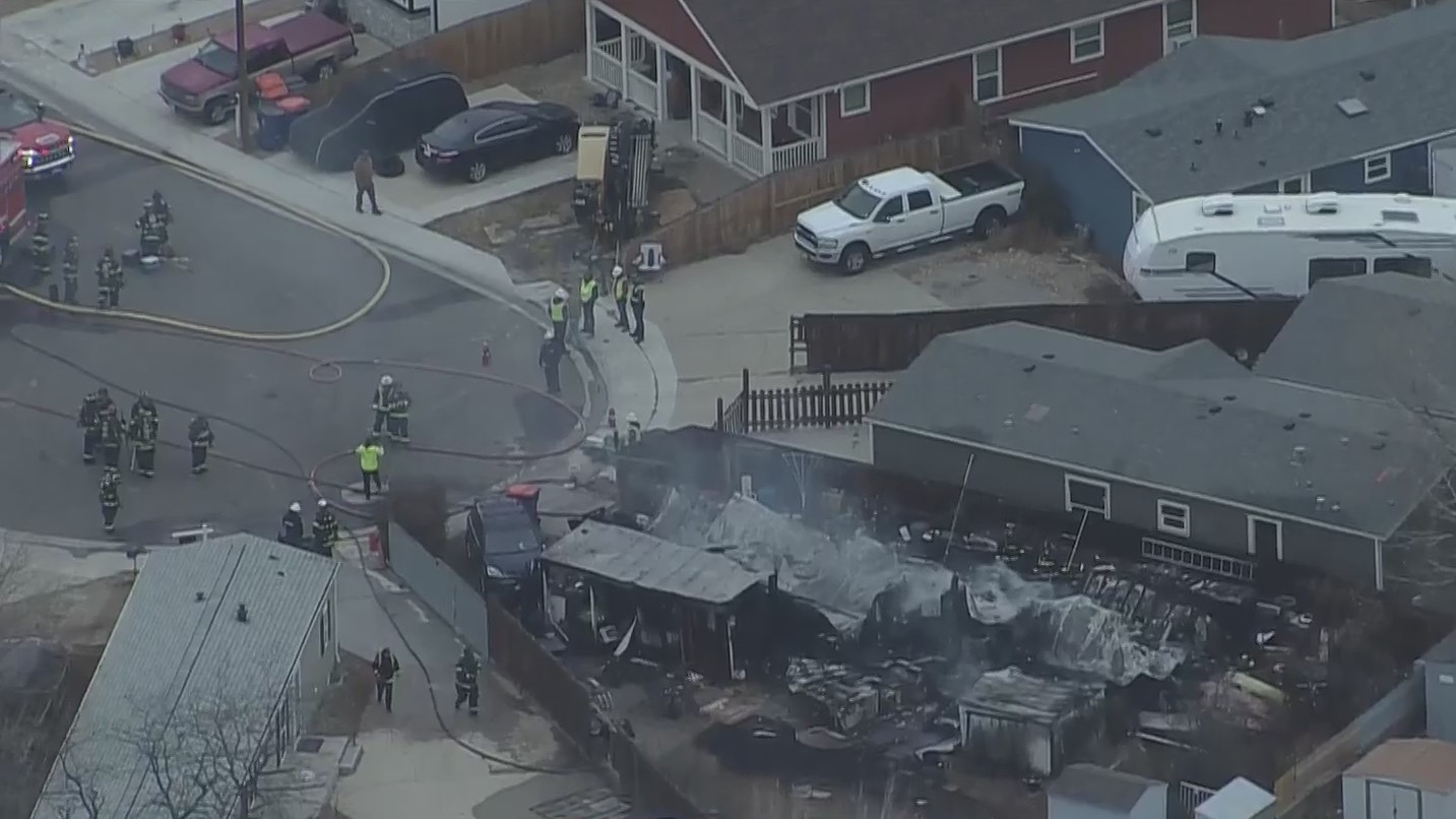 Dacono mobile home catches fire due to gas leak, fire officials say