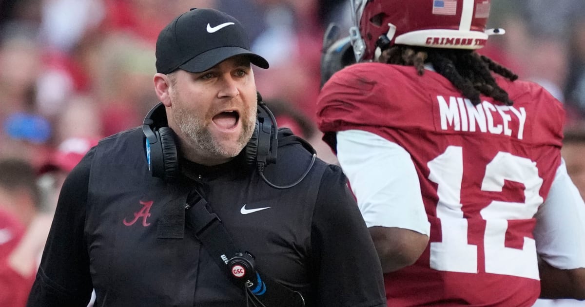 Alabama DC Kane Wommack among semifinalists for Broyles Award