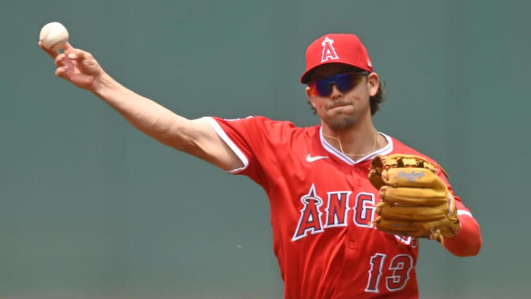 Cubs Notes: Kingery Signing, Tough Kyle Tucker Reality, Hoyer's Main ...