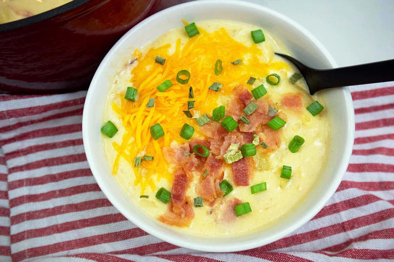 Easy loaded potato soup