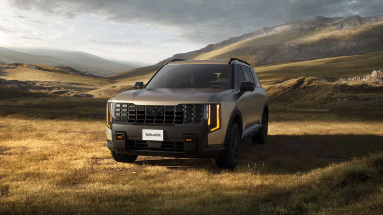 2027 Kia Telluride will appear in Times Square New Year’s Eve commercial