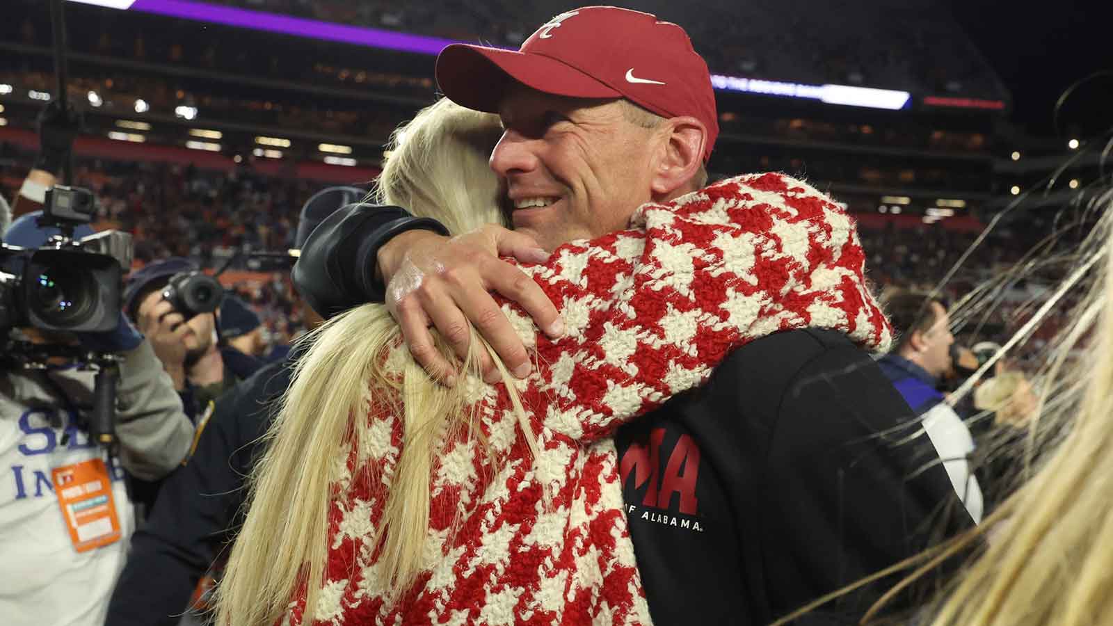 CFP chair dishes on Alabama football -Notre Dame debate