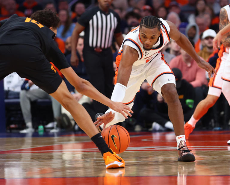 JJ Starling fought for big plays in SU win: ‘I thought he was phenomenal’