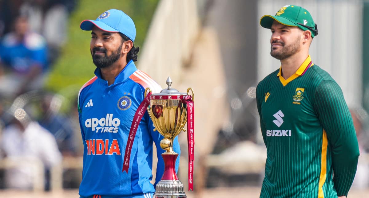 IND vs SA Live Score, 2nd ODI: Team India Eyes Series Sweep Against Proteas