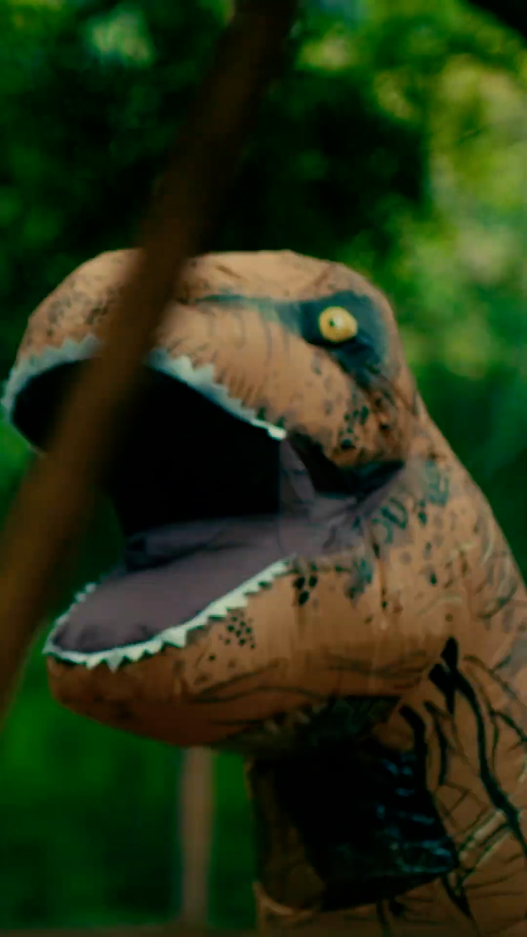 Behind the Scenes: Dinosaur Prop Clip