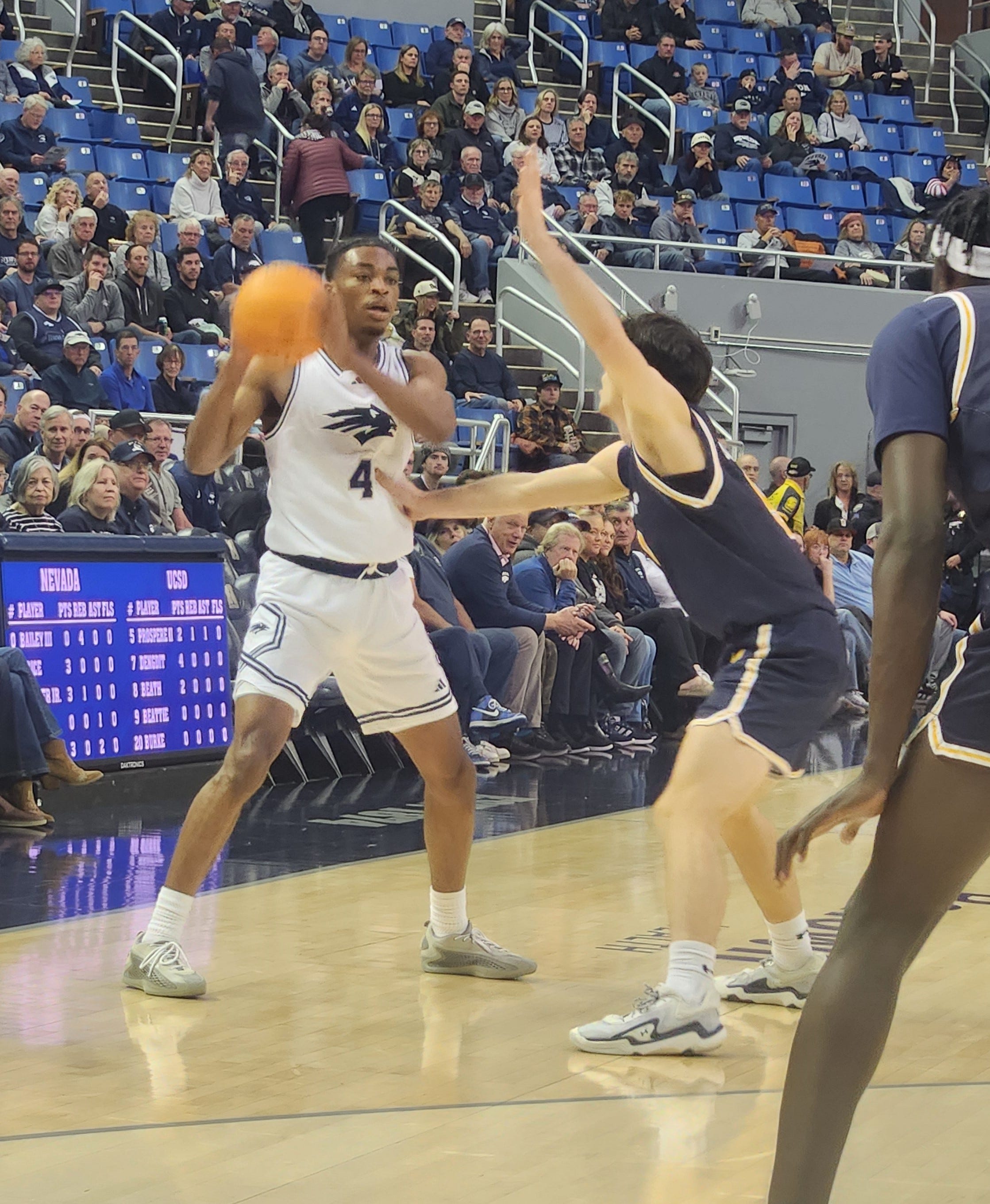 Nevada takes narrow win over UC San Diego, 76-70