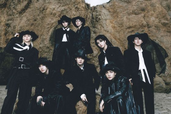 Stray Kids Makes History: 8th Consecutive Billboard 200 No. 1 with ‘SKZ ...
