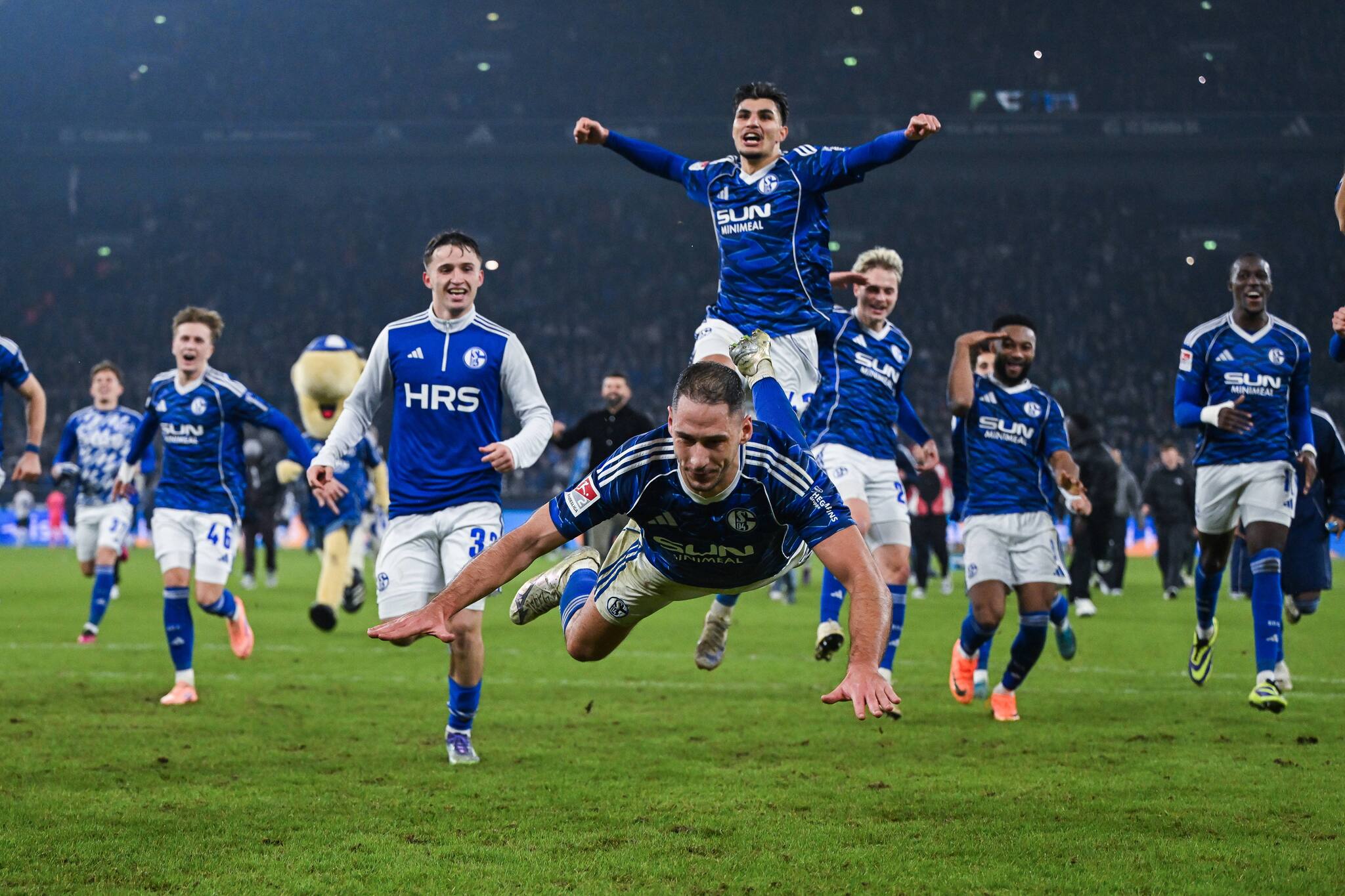 2. Bundesliga kompakt: Spieltage, Tabelle und Ergebnisse