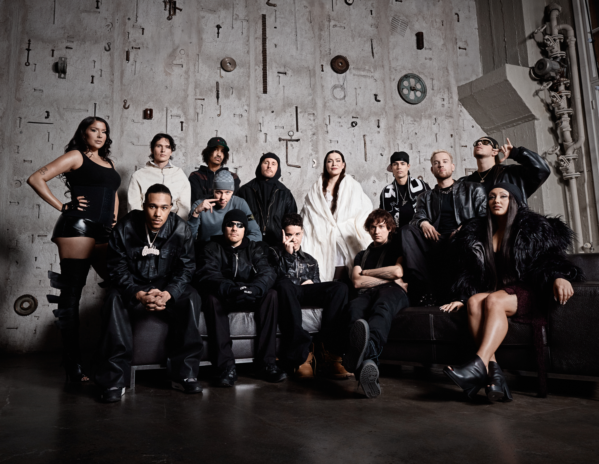 Cheek jyrää listoilla, myös Hurriganes mainittu