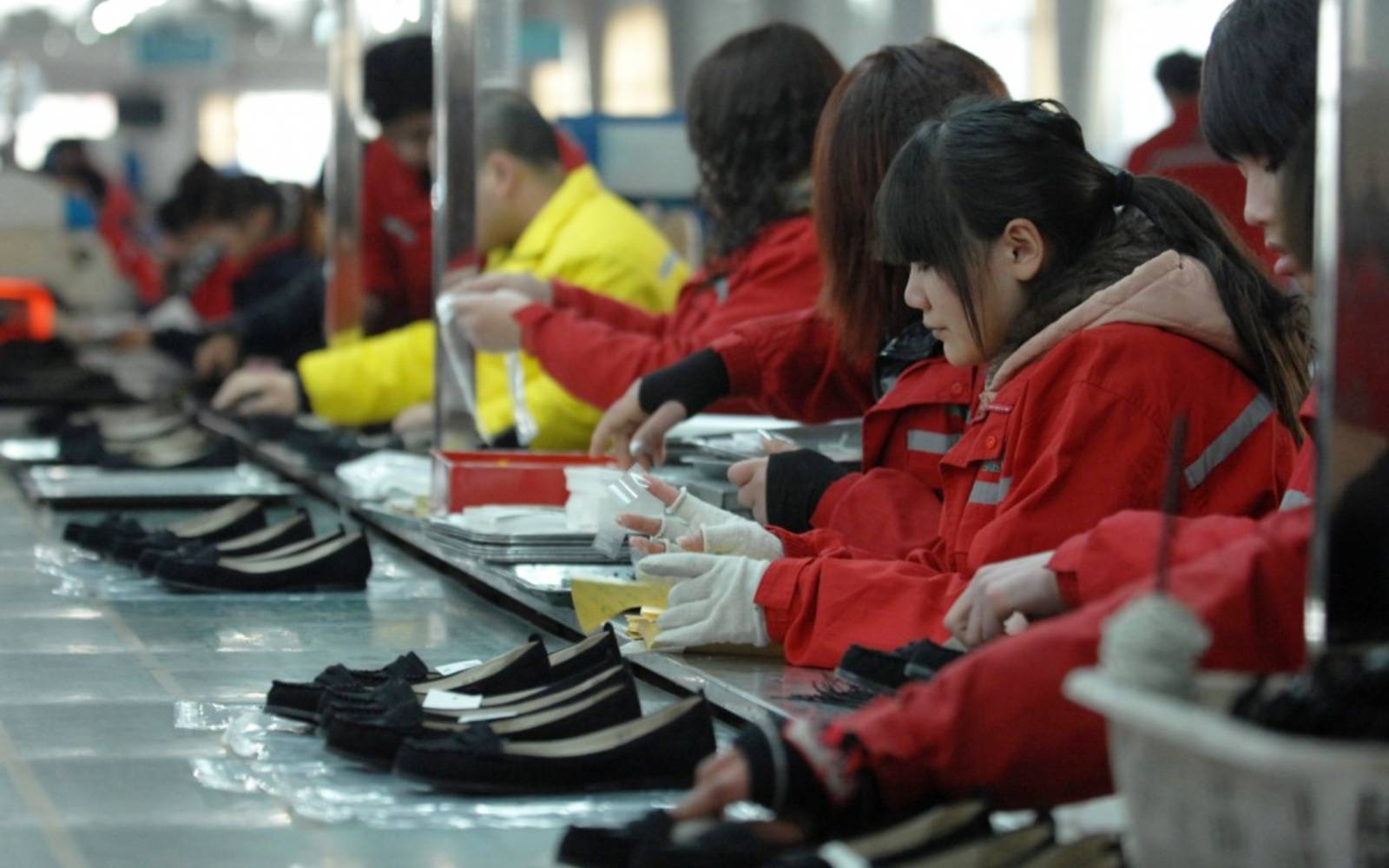 China’s May factory activity flat as weak demand slows growth