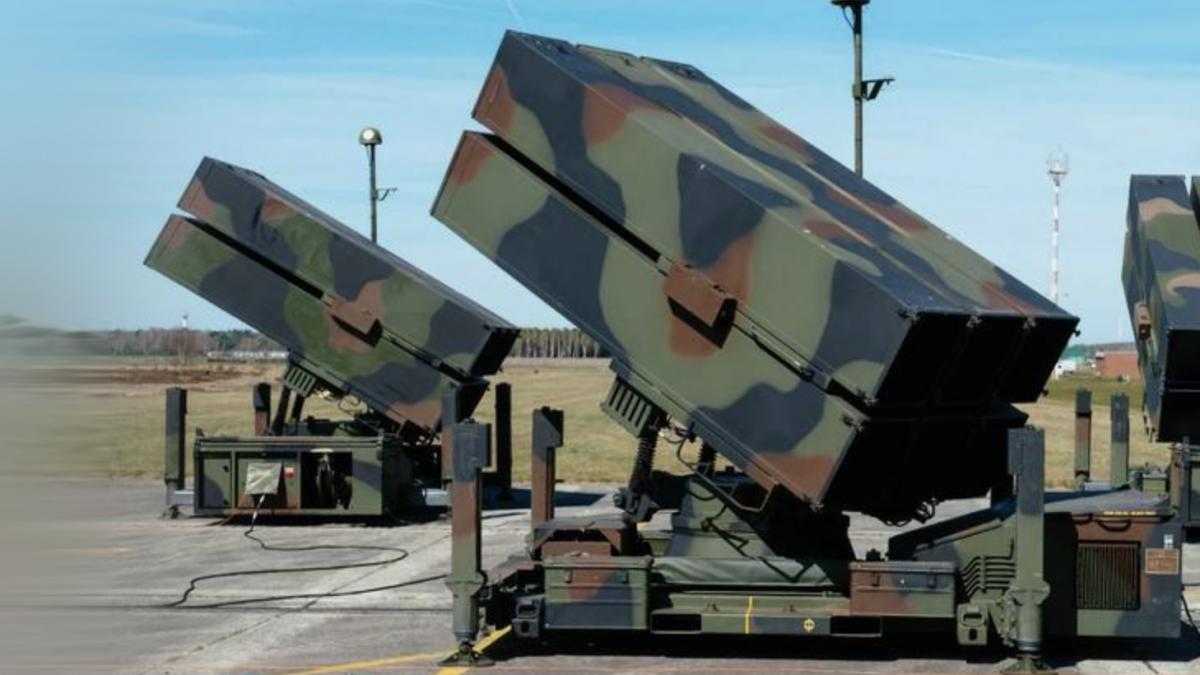 Defensa aprueba nuevos contratos por más de 79 millones para modernizar el Nasams, el F-18 y la ...