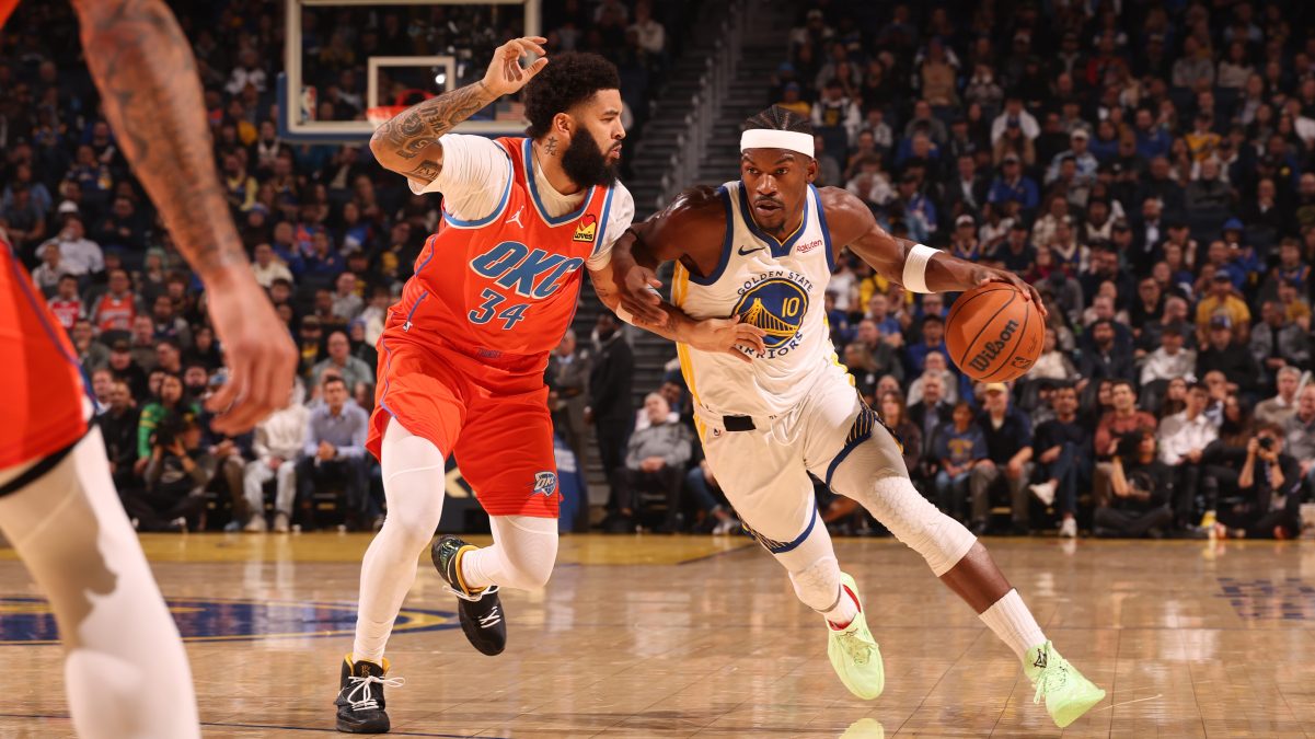 Jimmy Butler exits Warriors vs. Thunder game at halftime due to knee injury