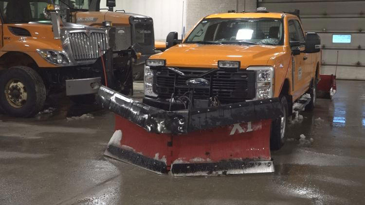 Muskegon tackles record snowfall as crews work around the clock to ...