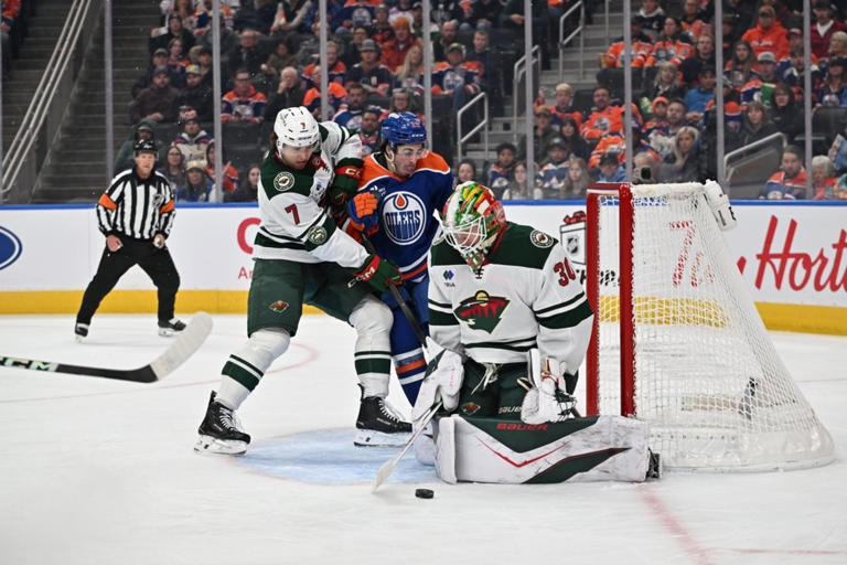 Jesper Wallstedt continues stellar run as Wild blank Oilers