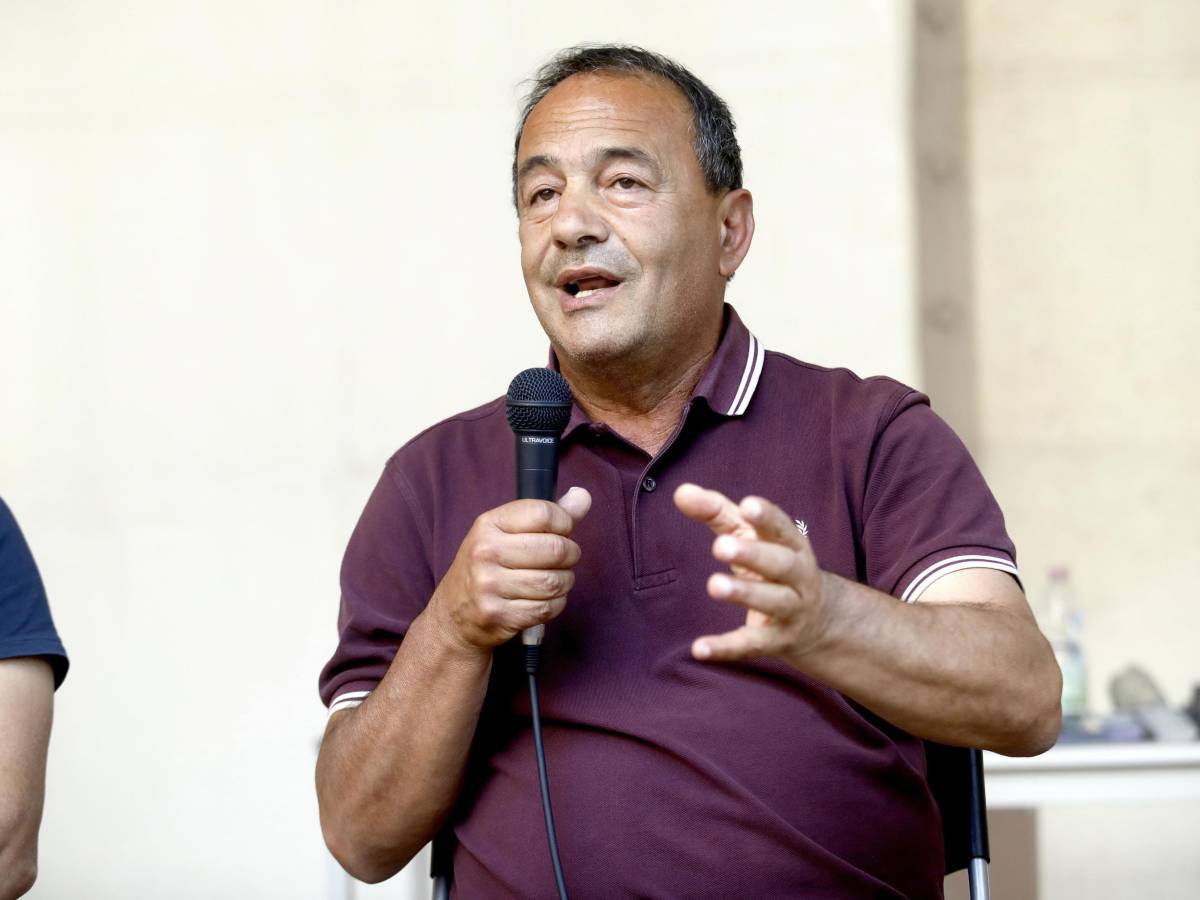 Lucano vuole gemellare Riace con Gaza. Il governo stoppa tutto: "Lì c'è ...