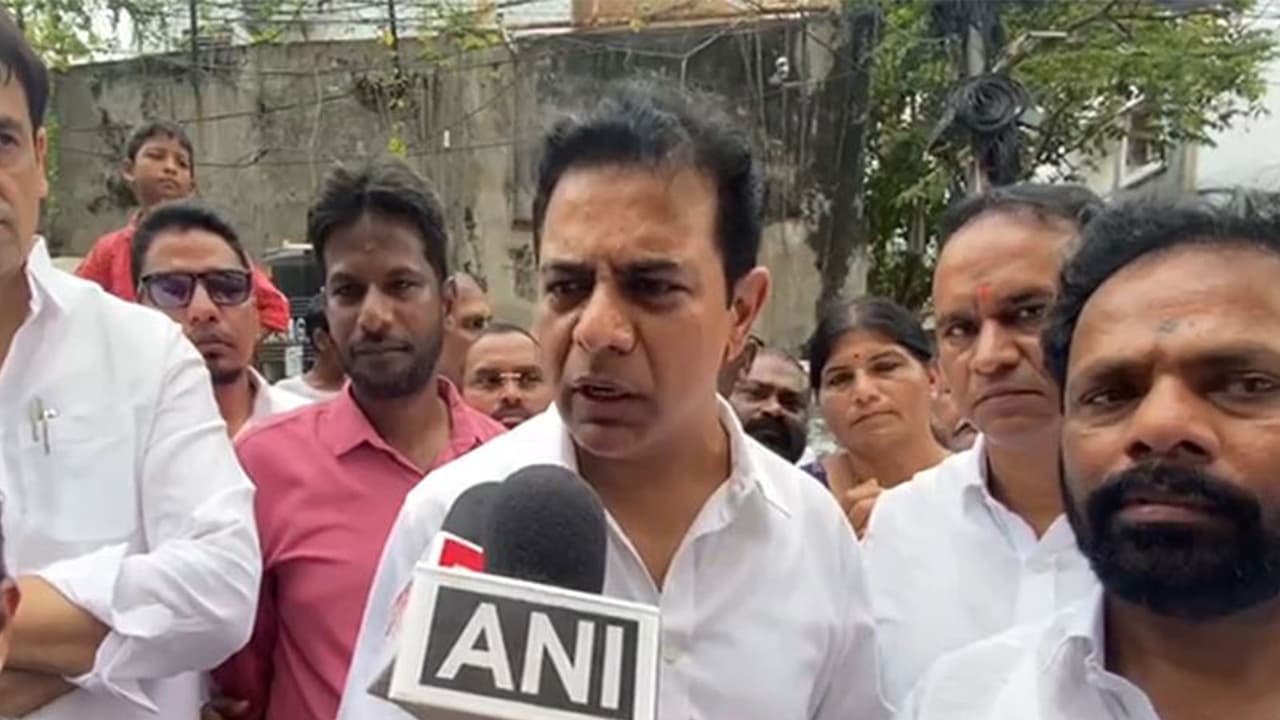 Rahul Gandhi is an albatross around Opposition's neck, says KTR