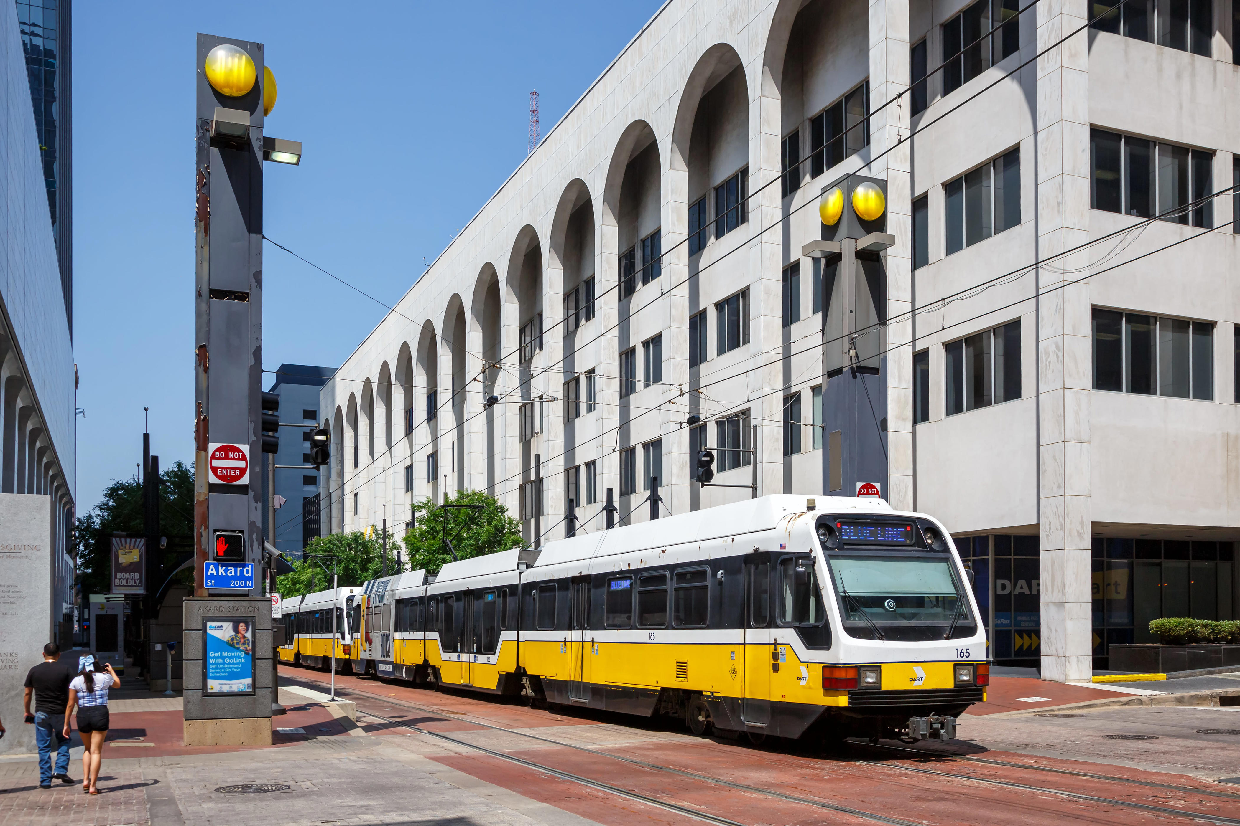 Addison delays decision on DART withdrawal vote after council deadlocks