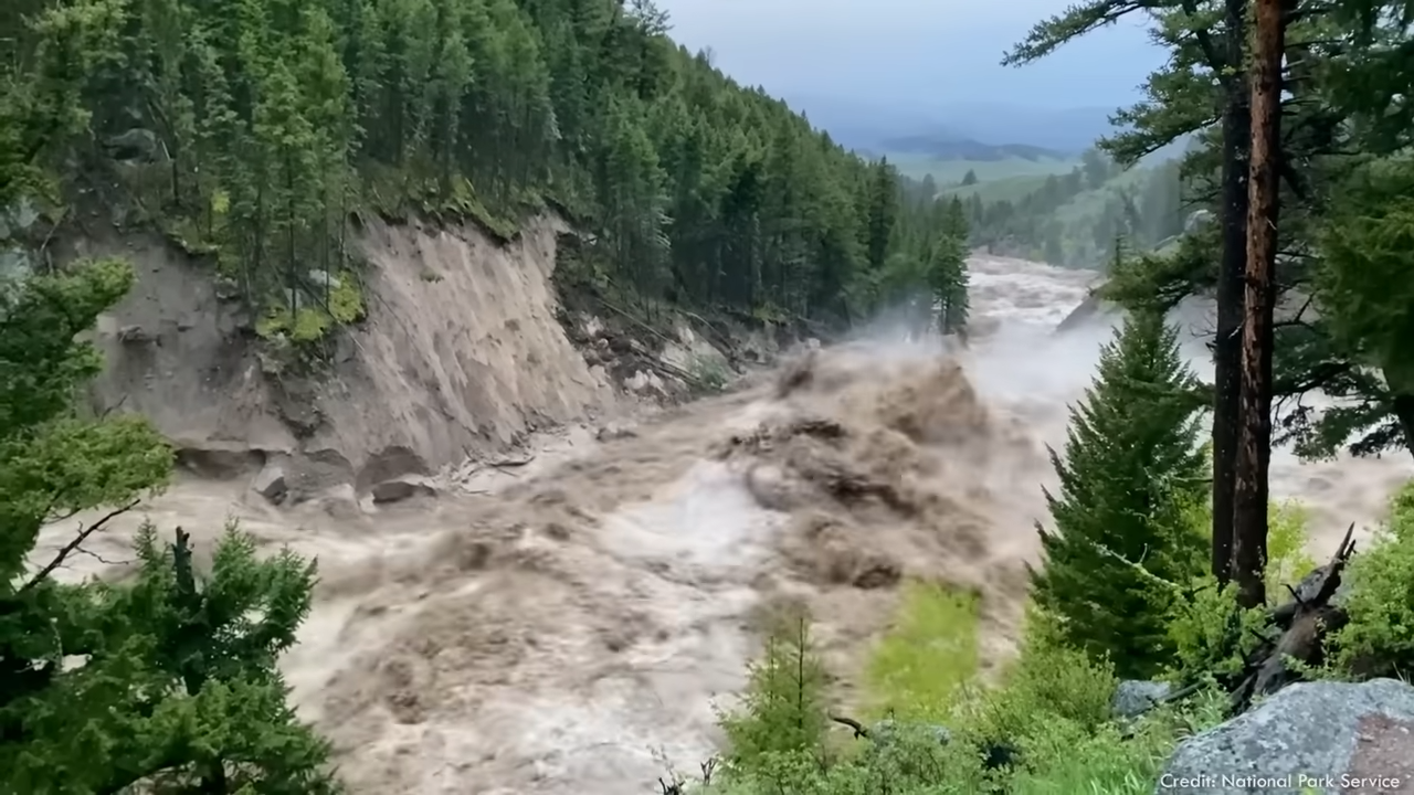 The Unstoppable Flood That Tore Through Yellowstone National Park