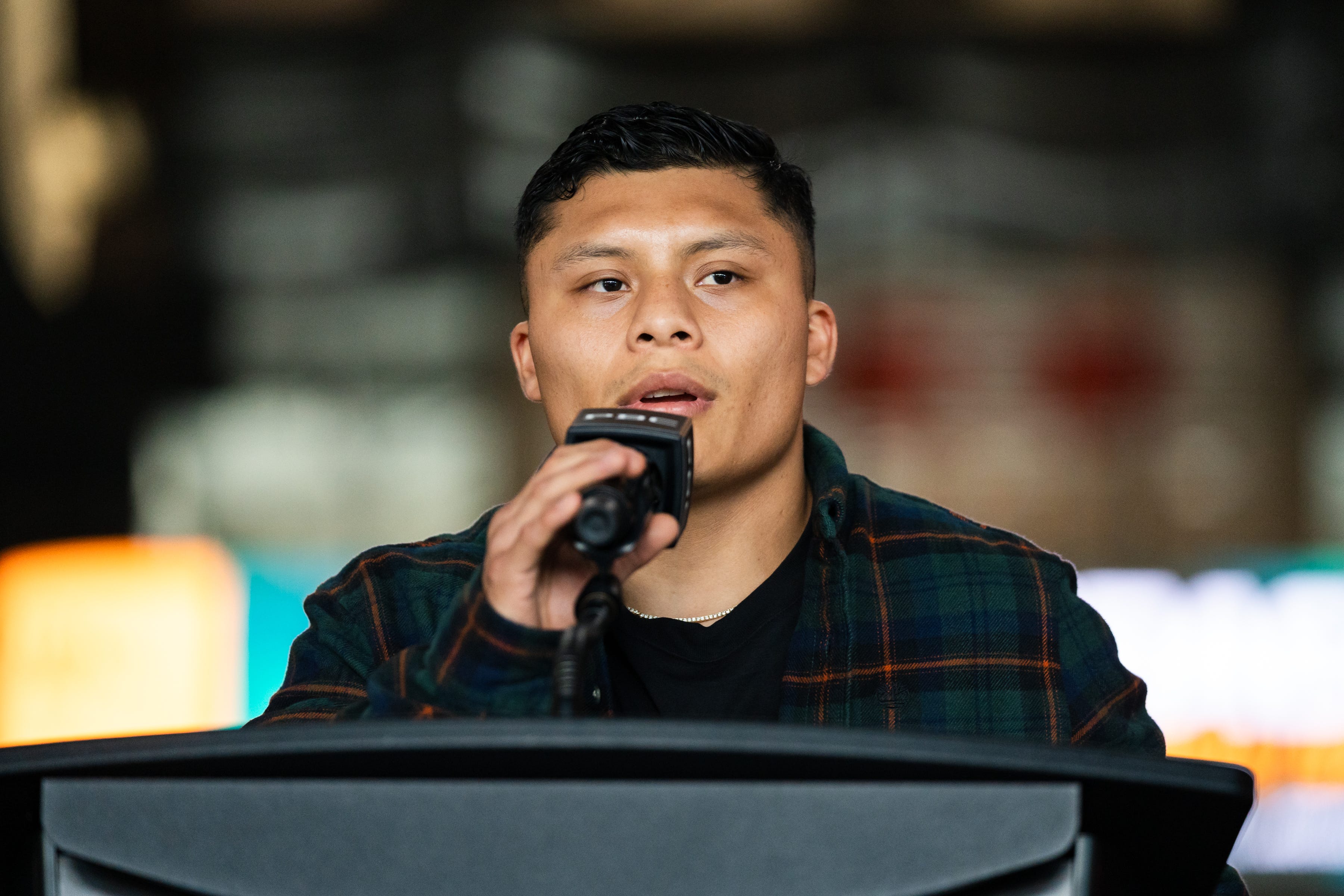 Pitbull Cruz vs Lamont Roach fight time, date, how to watch