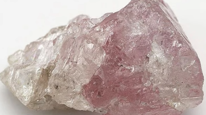 Watch the discovery of the 37-carat diamond that has the world stunned