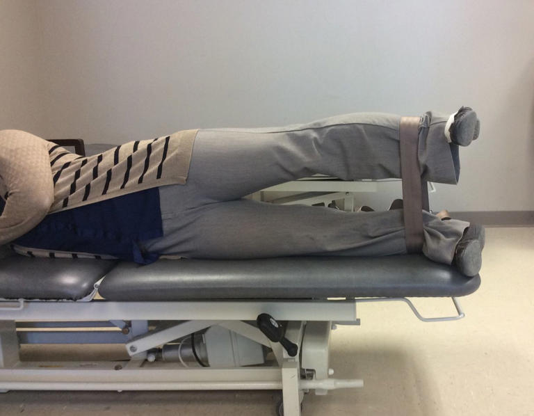 Physical therapy for runner's knee