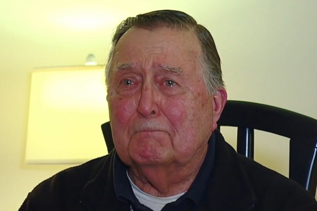 Army veteran Ed Bambas, 88, reveals he works at supermarket after ...