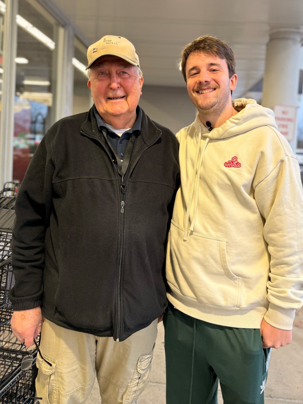 Army veteran Ed Bambas, 88, reveals he works at supermarket after ...