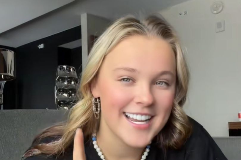 JoJo Siwa 'not in the clear' as she speaks out after concerning ...