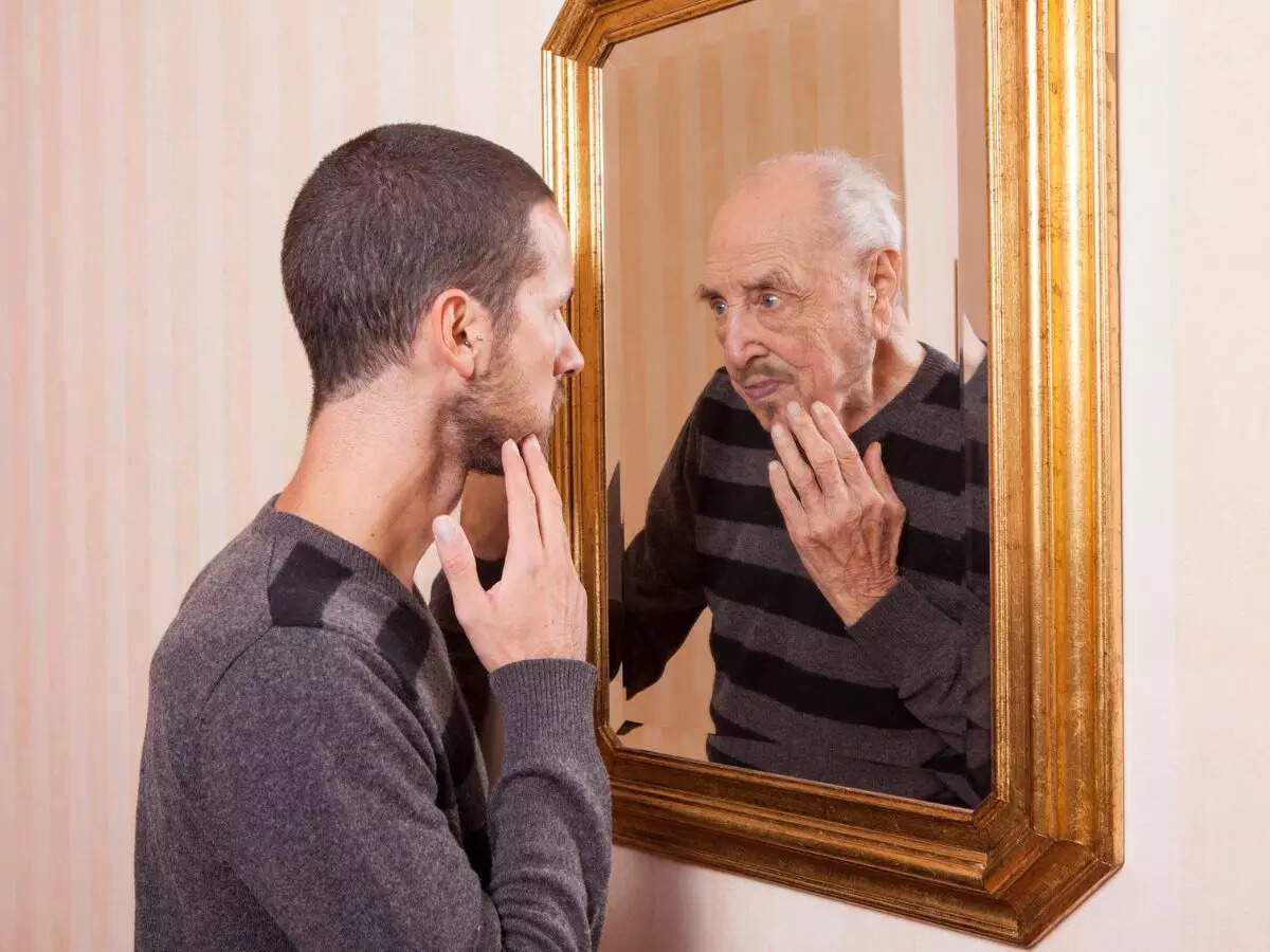 4 major signs of brain ageing you should notice
