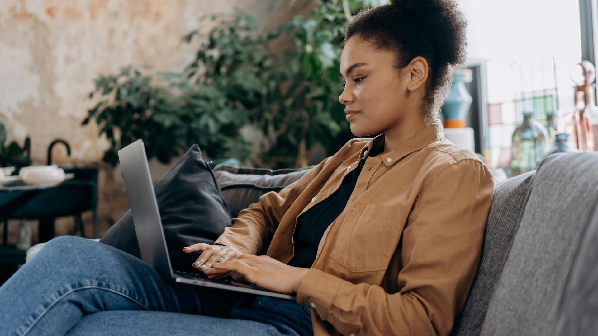 My brother secretly took out a credit card in my name. I found out when ...