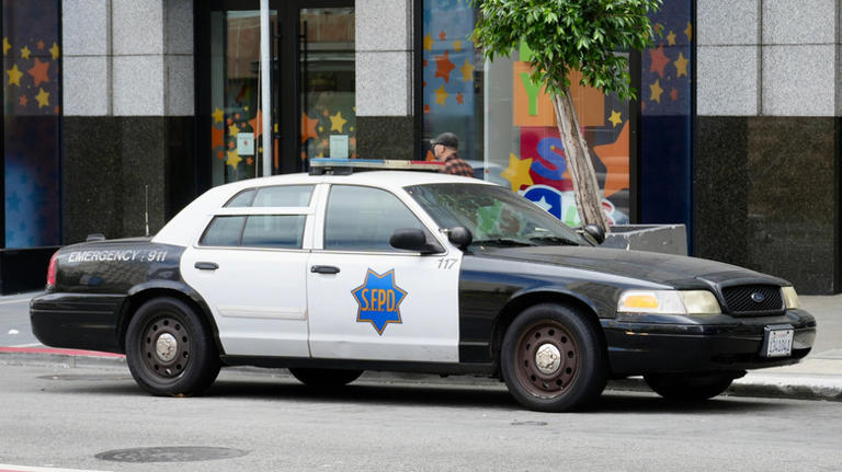 Why Police Departments Still Use The Aging Ford Crown Victoria