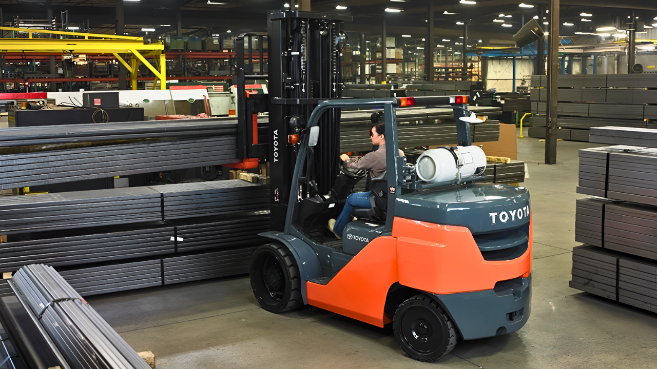 Forklift Giant Lays Off 575 as Cleveland HQ Faces Its Largest Loss in a ...