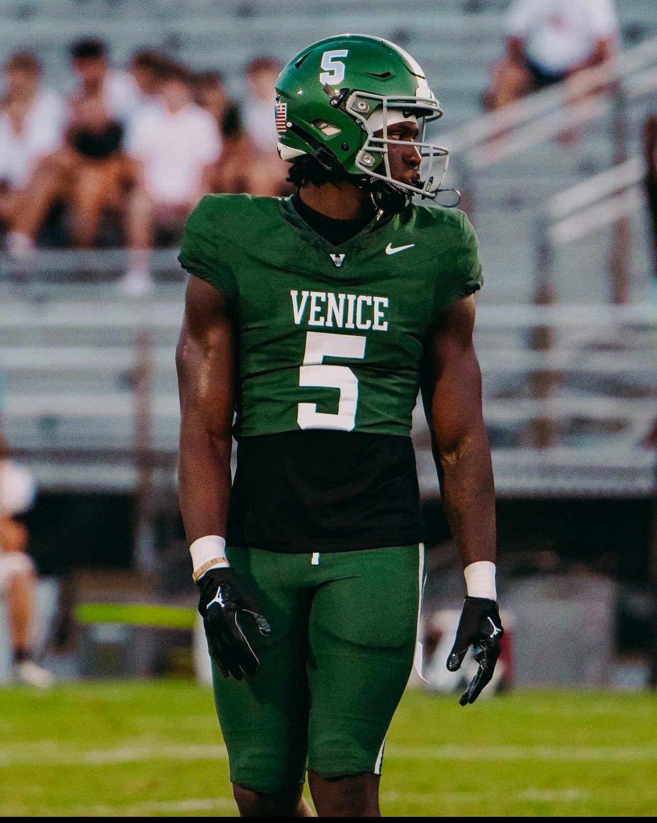 Miami Hurricanes 2026 Recruiting Notebook: EDGE Asharri Charles