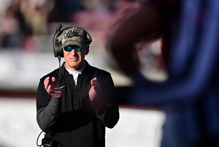 FCS Playoffs Round 2 Game of the Week – South Dakota State Jackrabbits ...