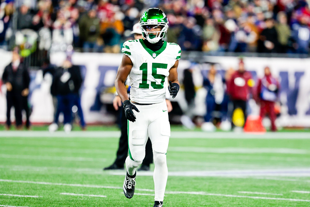 Week 16 waiver wire pickups - RotoBaller staff fantasy football roundtable