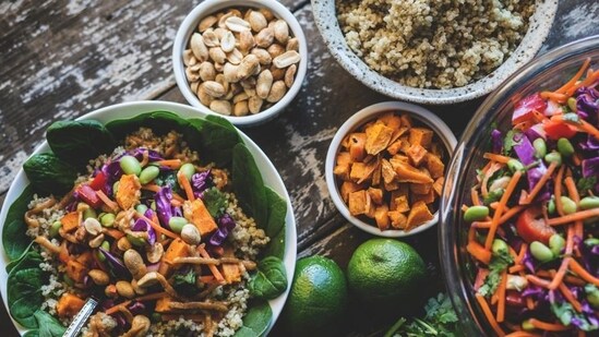 Health coach shares 6 hormone-friendly foods that keep you energised ...