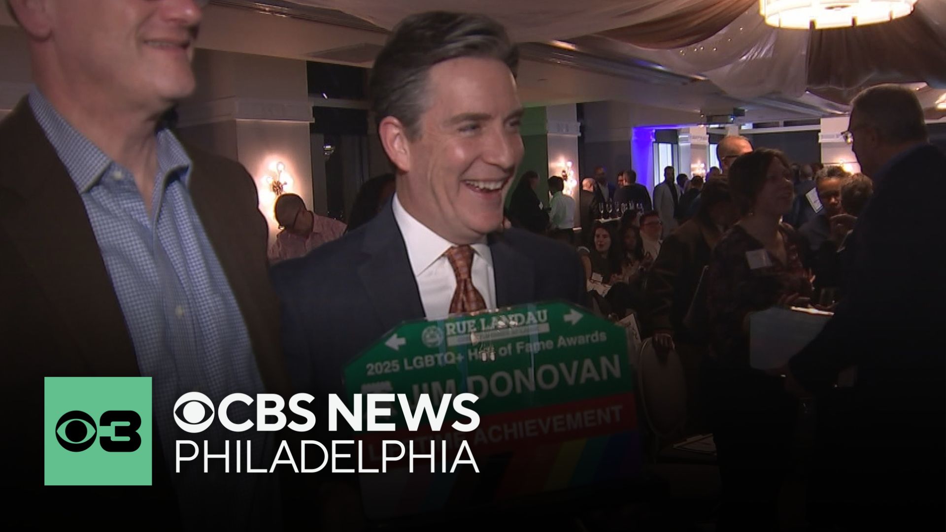 CBS News Philadelphia anchor Jim Donovan receives lifetime achievement ...