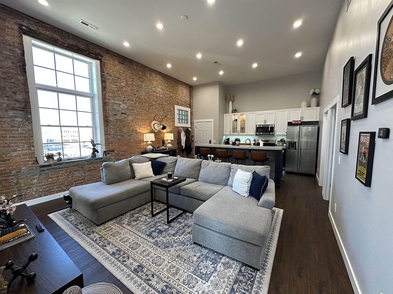 Step Inside a 1900 Dubuque, Iowa Schoolhouse Featuring Loft Apartments ...