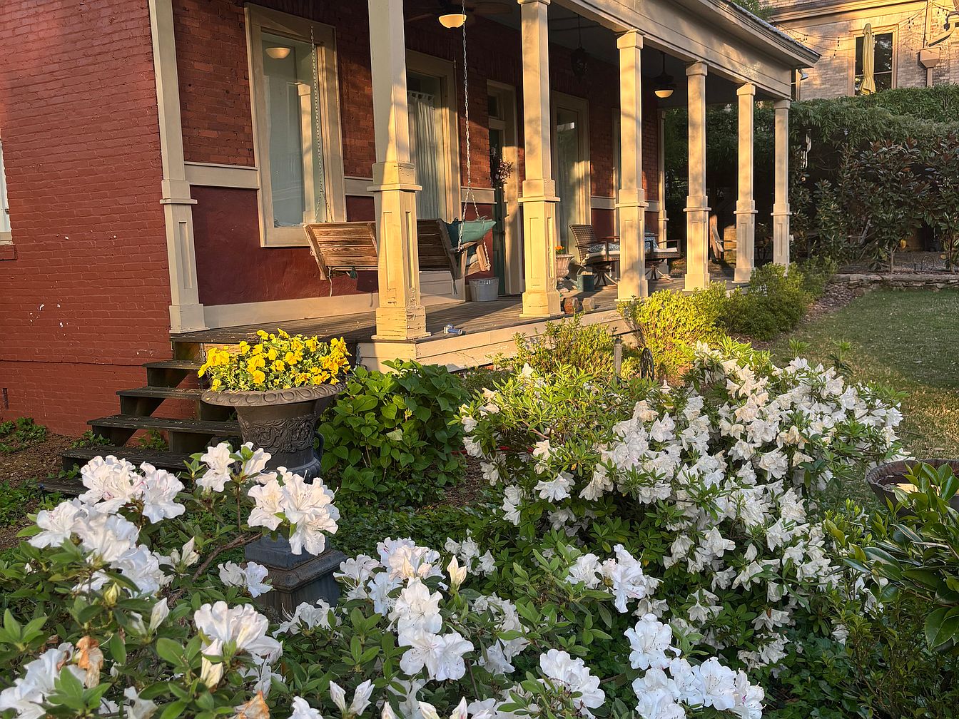 Grandeur of the 1901 McCaw/Massee Estate in Macon, Georgia, With an ...